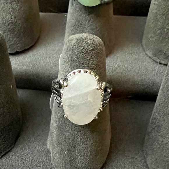 Jewelry | Nwt White Crystal Ring | Poshmark